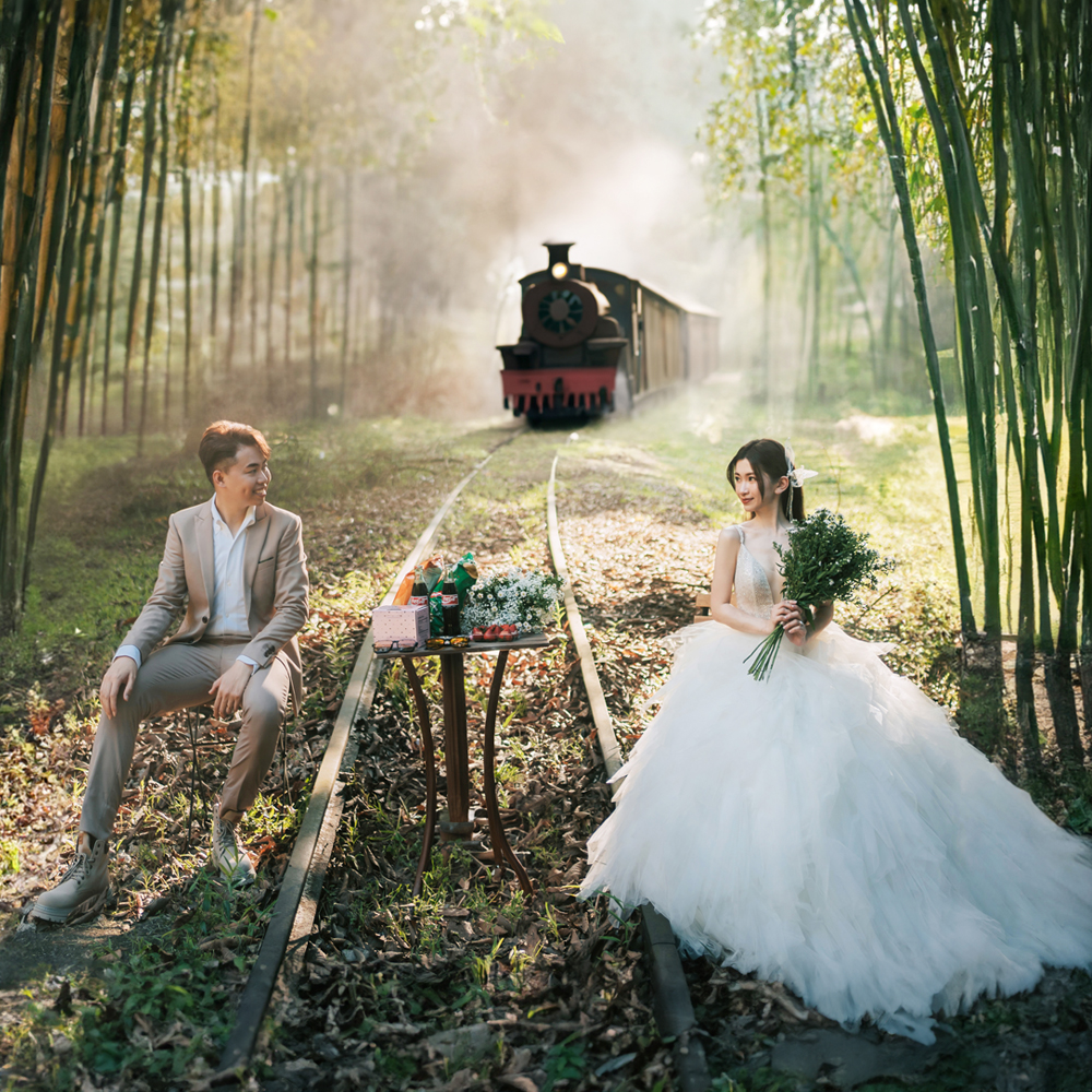 Hitcheed - Wedding Wonderland RSVP