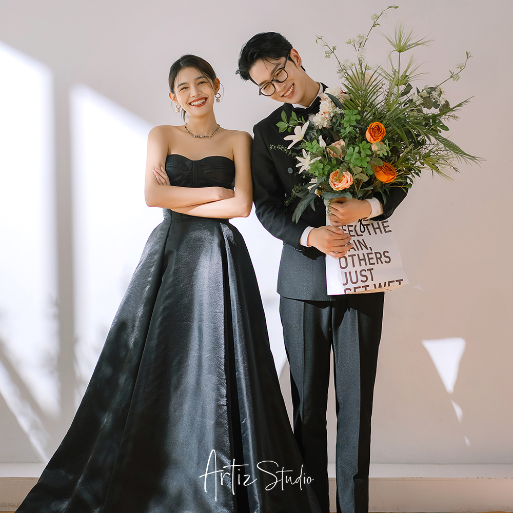 Hitcheed - Wedding Wonderland RSVP